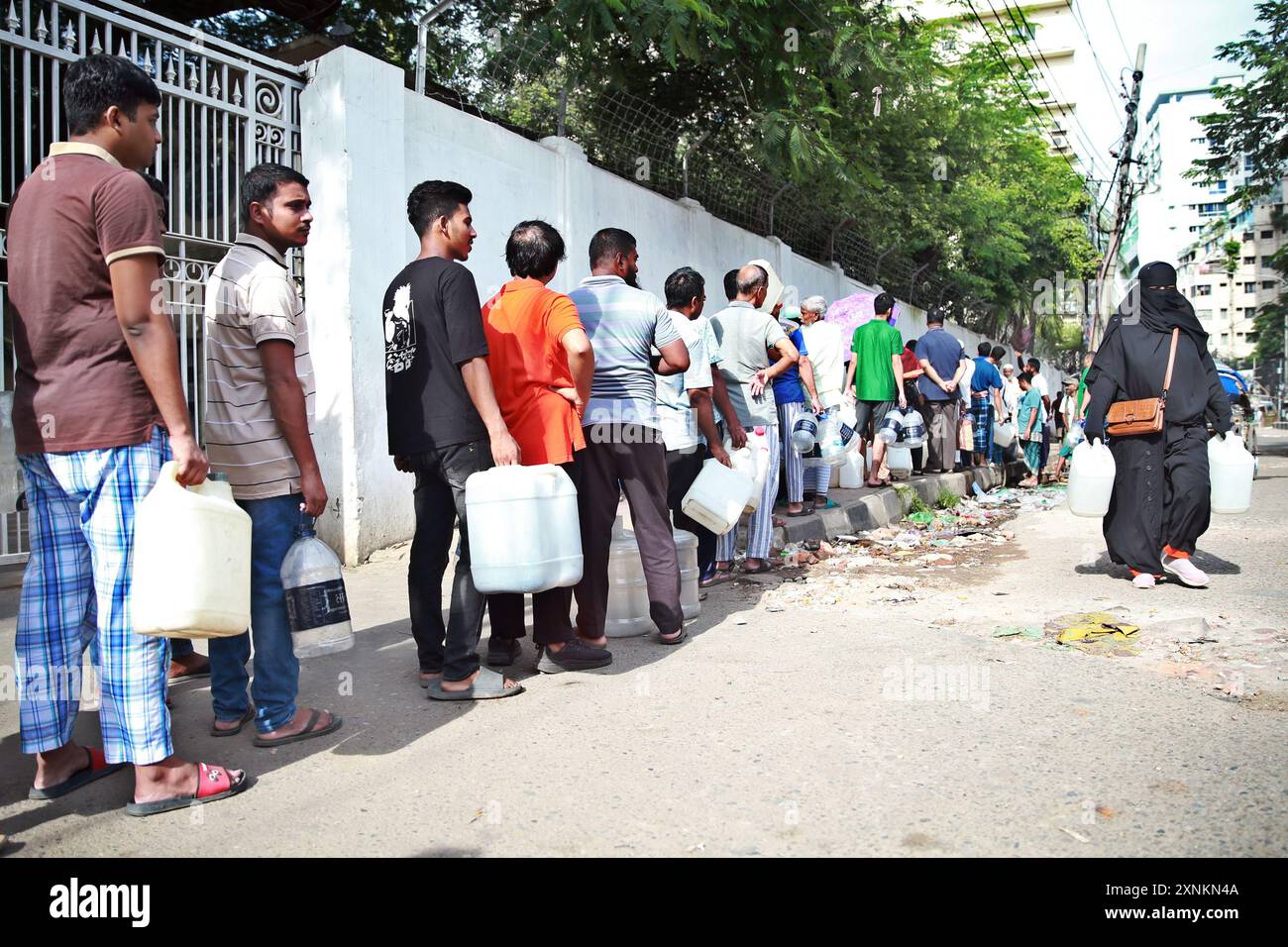Dhaka wasa atm booth hi-res stock photography and images - Alamy