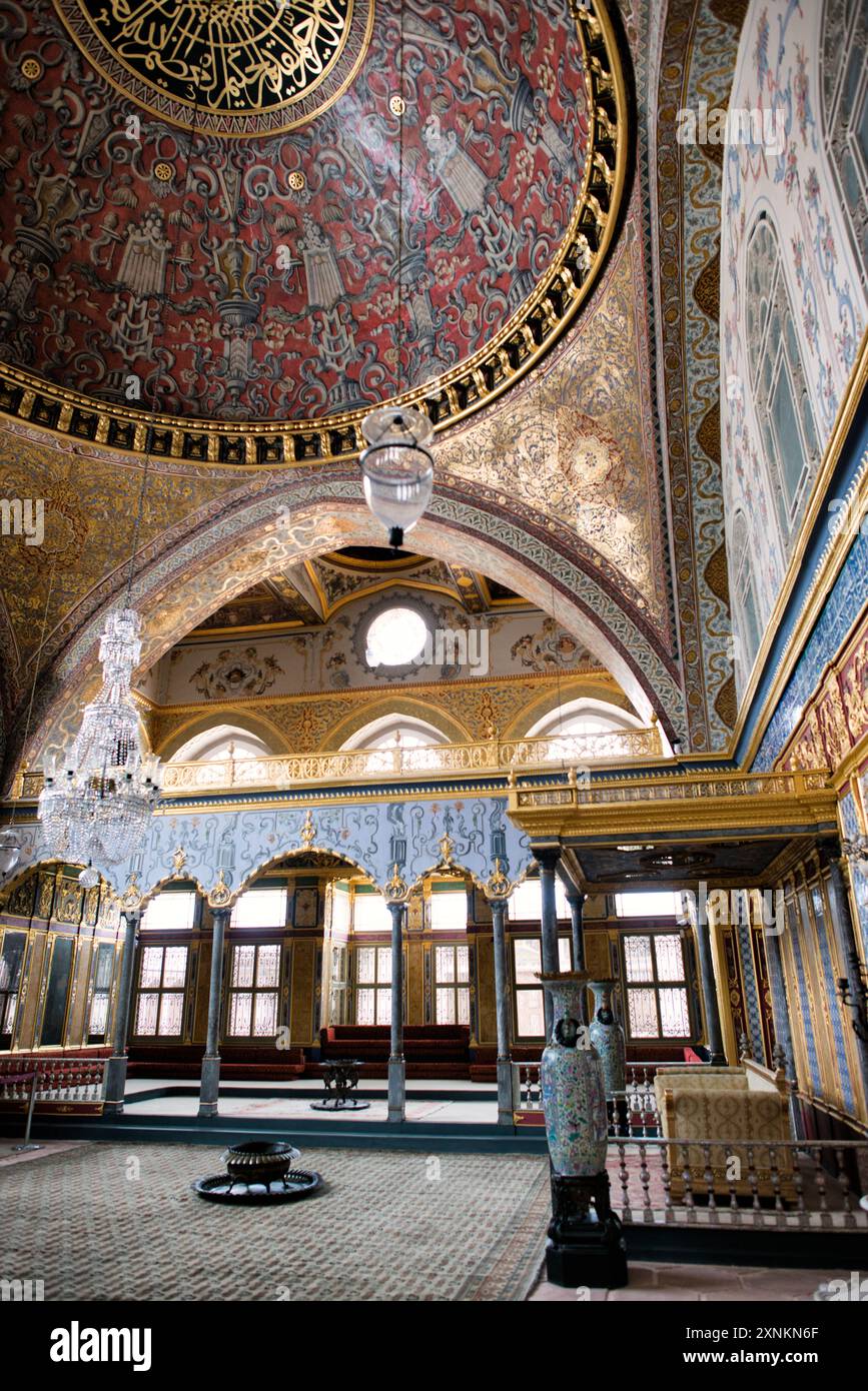 Topkapi Palace Harem Imperial Throne Room Istanbul // ISTANBUL, Turkey ...