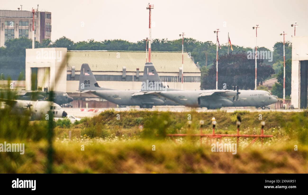01 August 2024, Hesse, Miesenbach: Military aircraft parked at Ramstein ...