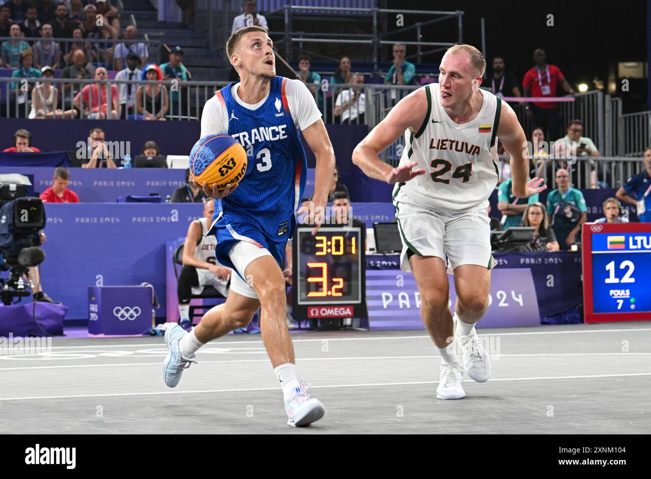 Paris, France. 31st July, 2024. Timothe Vergiat (FRA) vs Aurelijus ...