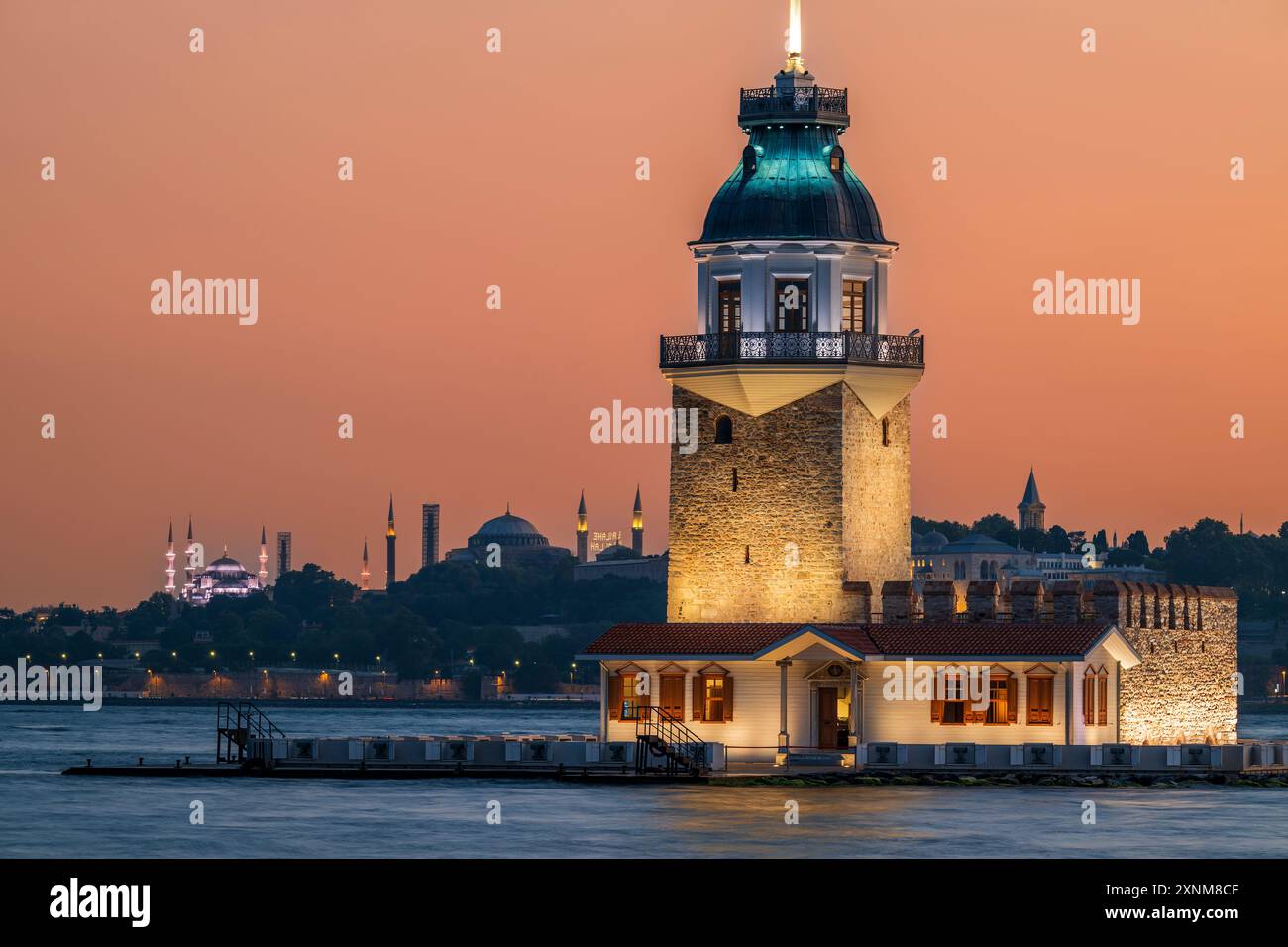 Kiz Kulesi (Maiden's Tower), Istanbul, Turkey Stock Photo - Alamy