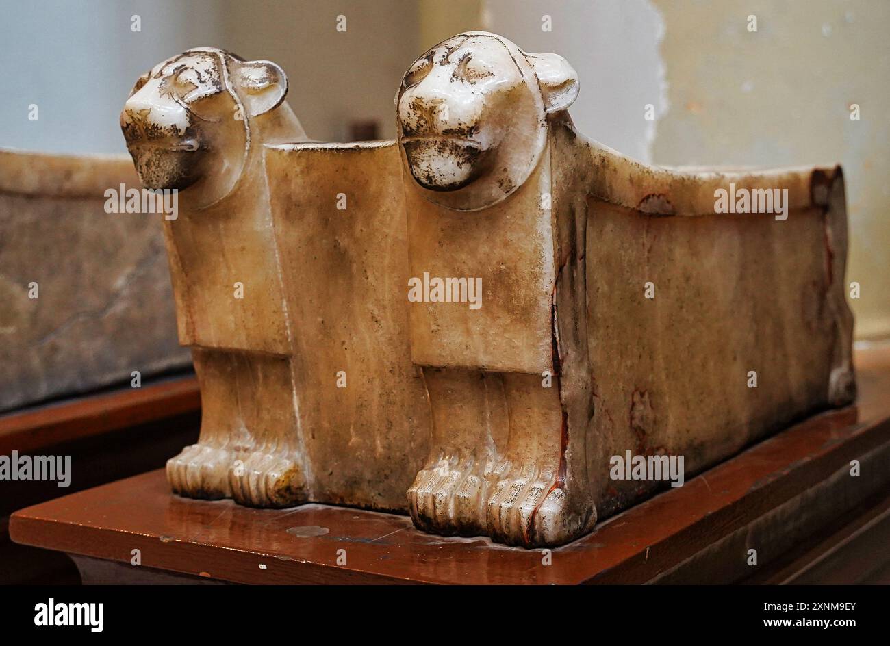 Alabaster table tomb hi-res stock photography and images - Alamy