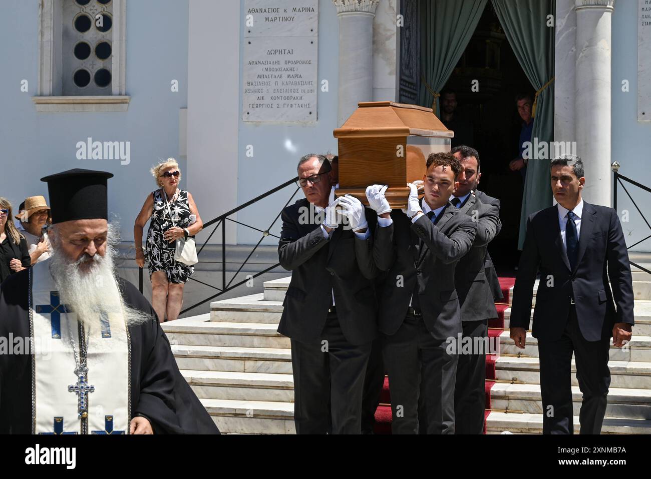 Funeral of Prince Michael of Greece Pallbeares carry the coffin of ...