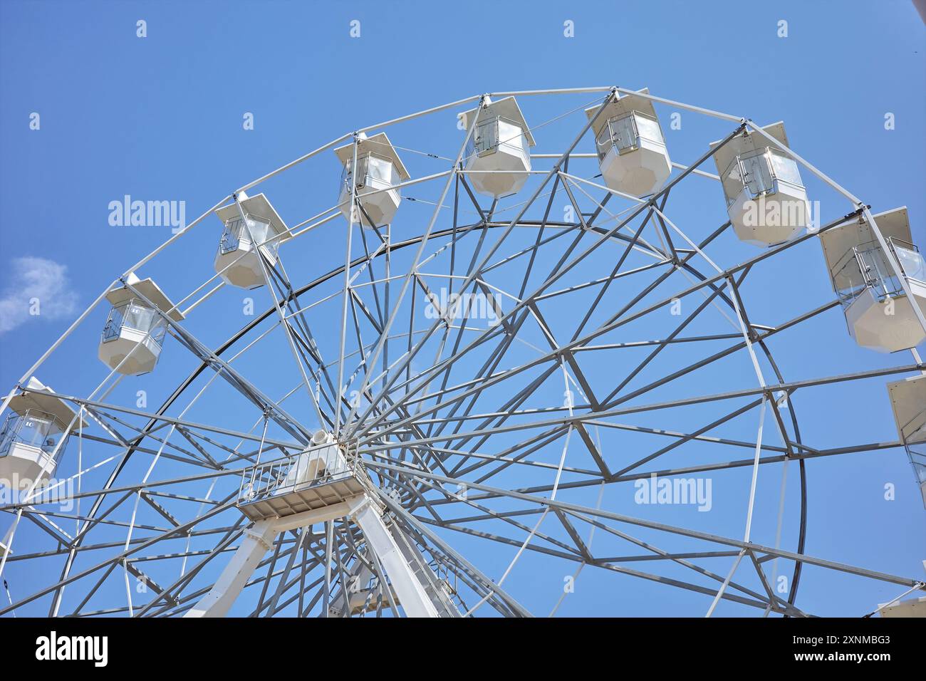 Ferris wheel at Wicksteed leisure park, Kettering, England Stock Photo ...