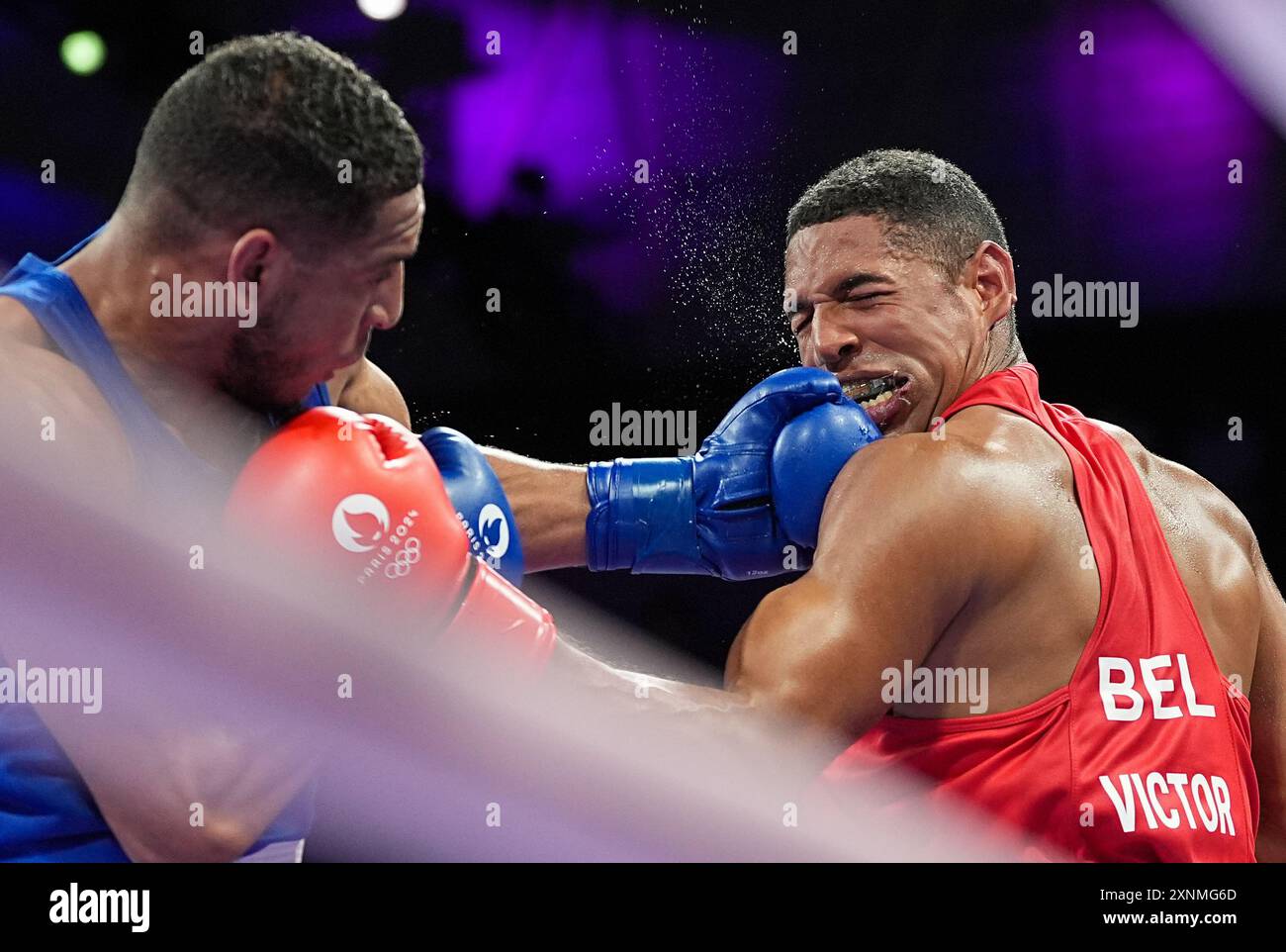 Paris, France. 1st Aug, 2024. Enmanuel Reyes Pla (L) of Spain competes ...