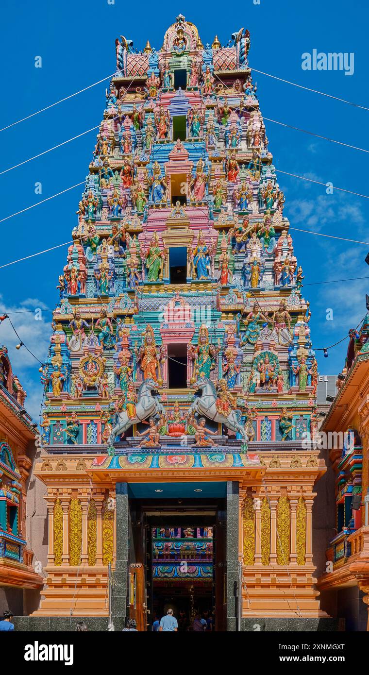 The Sri Mahamariamman Temple is the oldest Hindu temple in Kuala Lumpur ...
