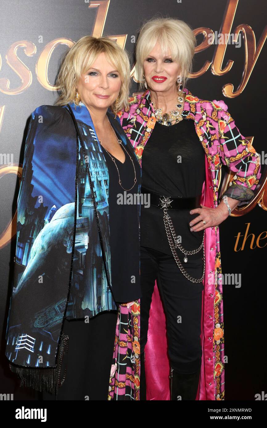 Jennifer Saunders and Joanna Lumley attend the premiere of "Absolutely ...
