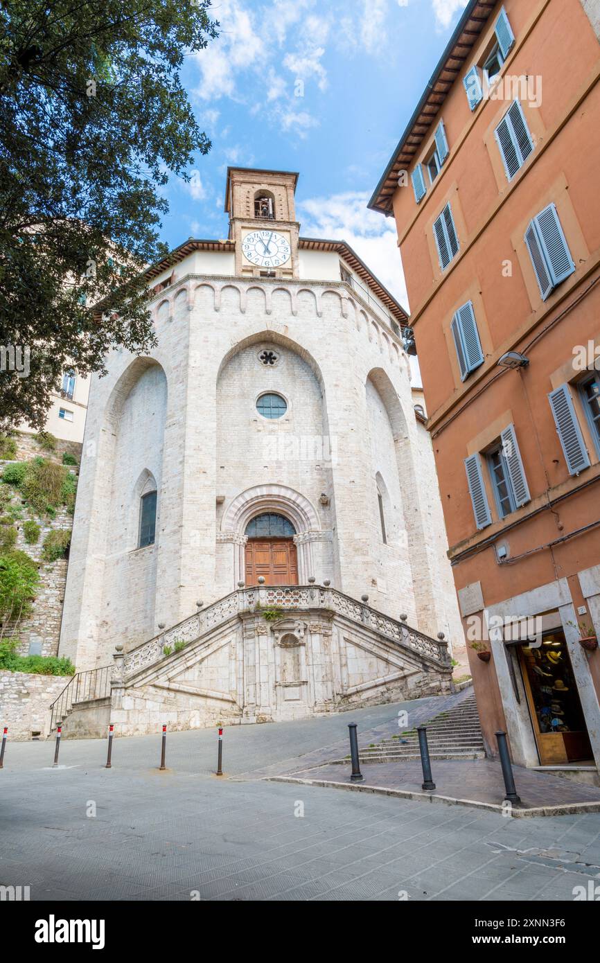 Chiesa di san ercolano hi-res stock photography and images - Alamy