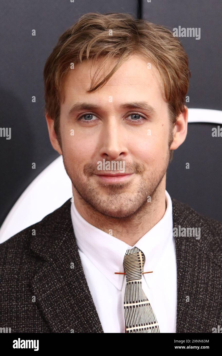 Ryan Gosling attends "The Big Short" premiere at the Ziegfeld Theatre ...