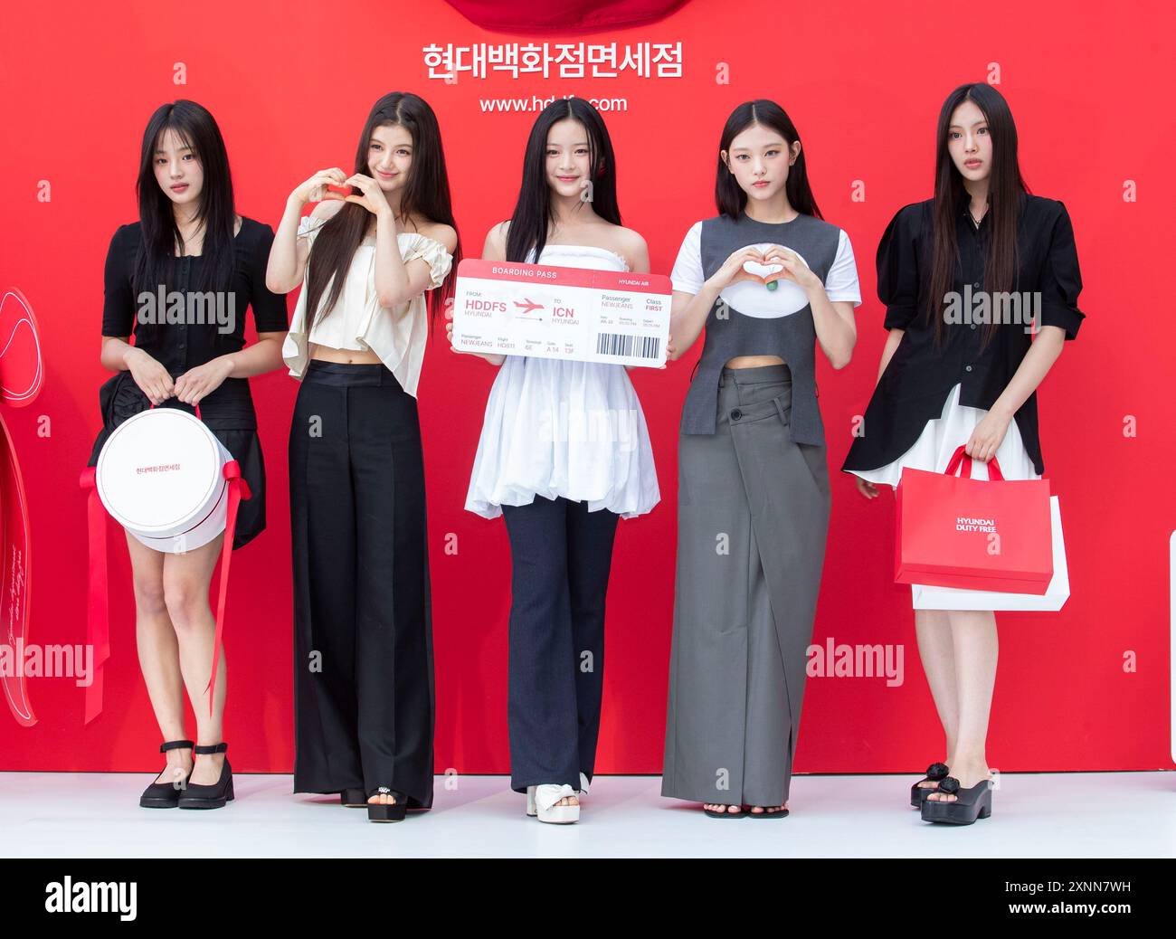 Seoul, South Korea. 1st Aug, 2024. (L to R) South Korean singer Minji, Danielle from Australian ...