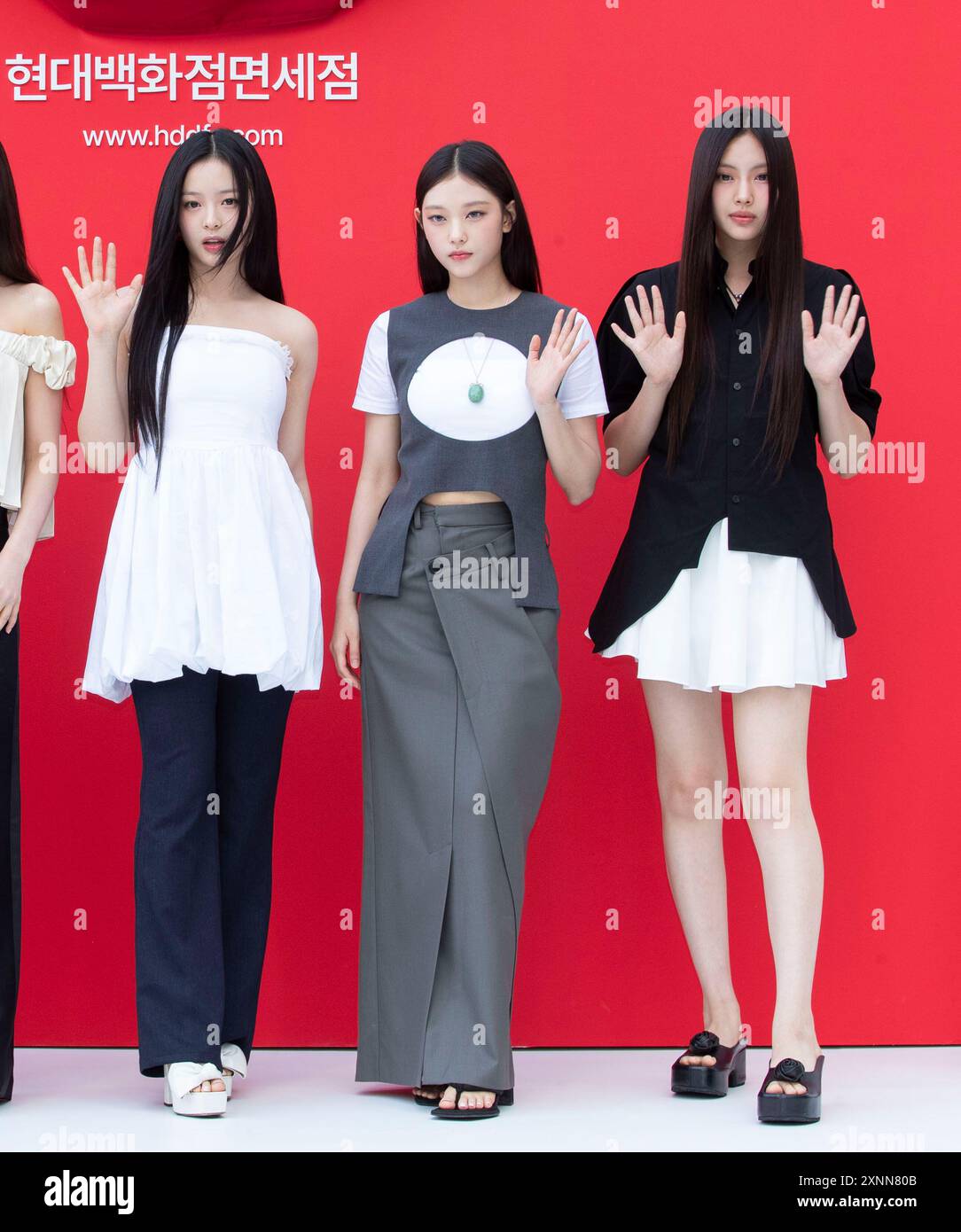 1 Aug 2024 – Seoul, South Korea: (L to R) Hani from Vietnamese–Australian, Haerin and Hyein, K ...