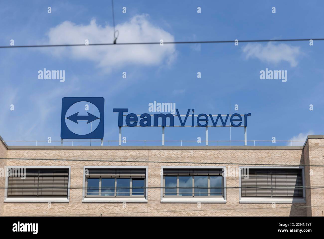 Teamviewer software hi-res stock photography and images - Alamy