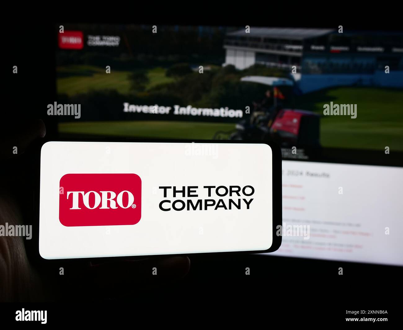 Toro lawn mower hi-res stock photography and images - Alamy