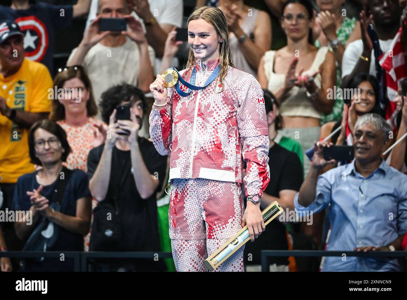 McINTOSH Summer of Canada celebrates with his gold medal during the ...
