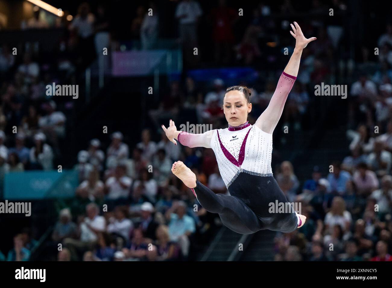 VOSS Sarah (Deutschland) am Schwebebalken, FRA, Olympische Spiele Paris ...