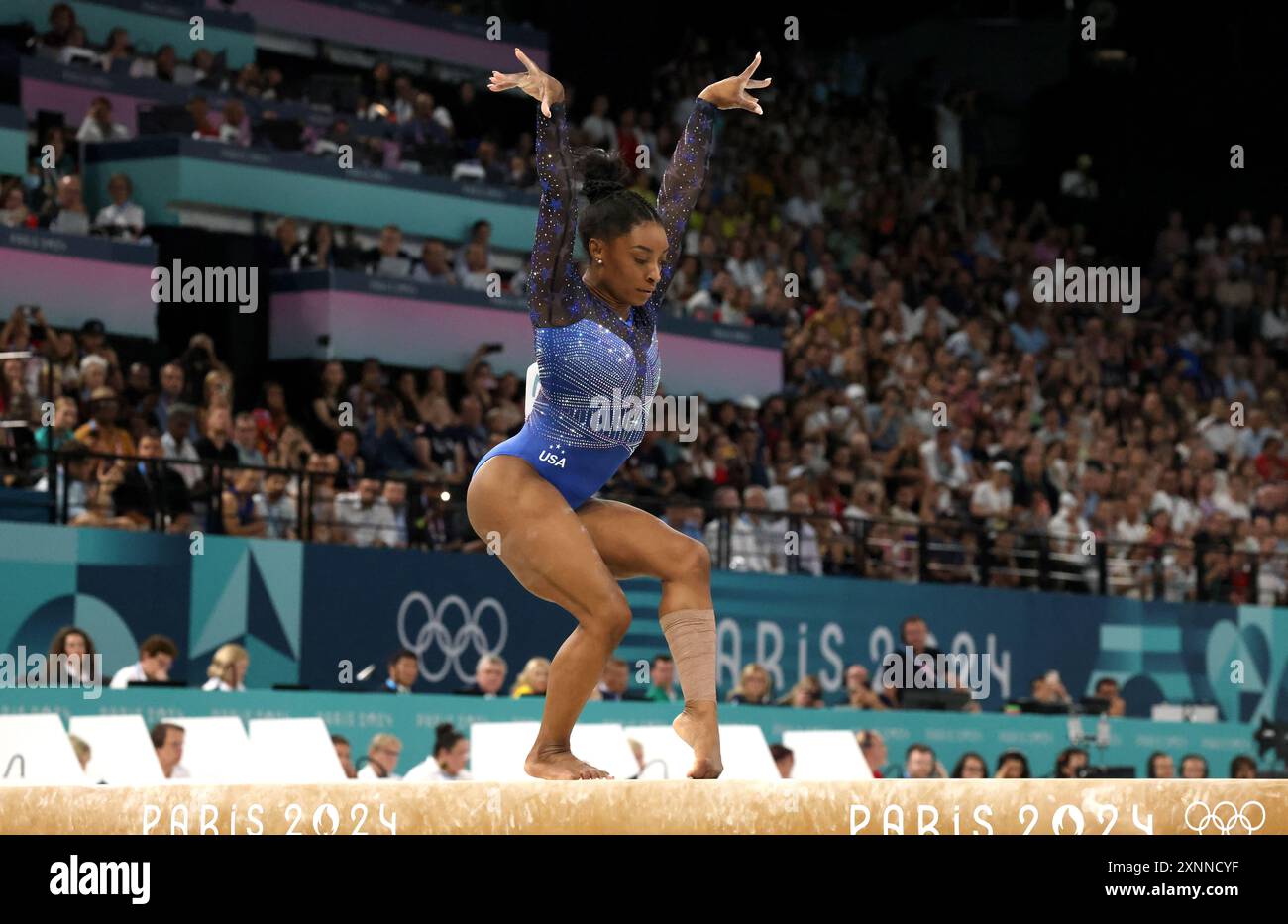 Gymnastics venue simone biles vault hi-res stock photography and images ...