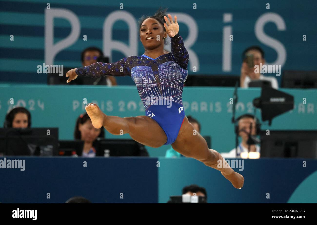 Gymnastics venue simone biles vault hi-res stock photography and images ...