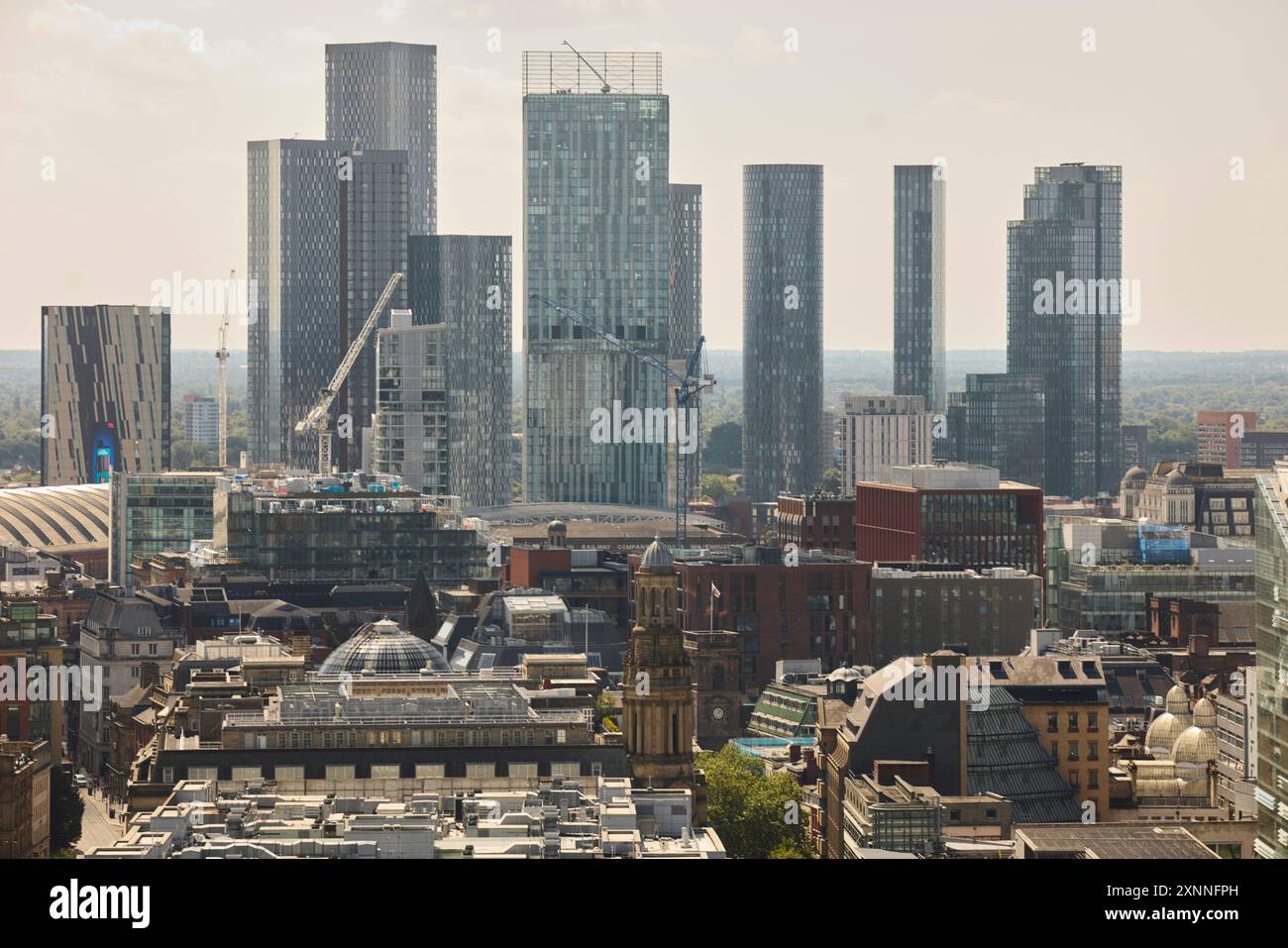 Manchester skyline towers hi-res stock photography and images - Alamy
