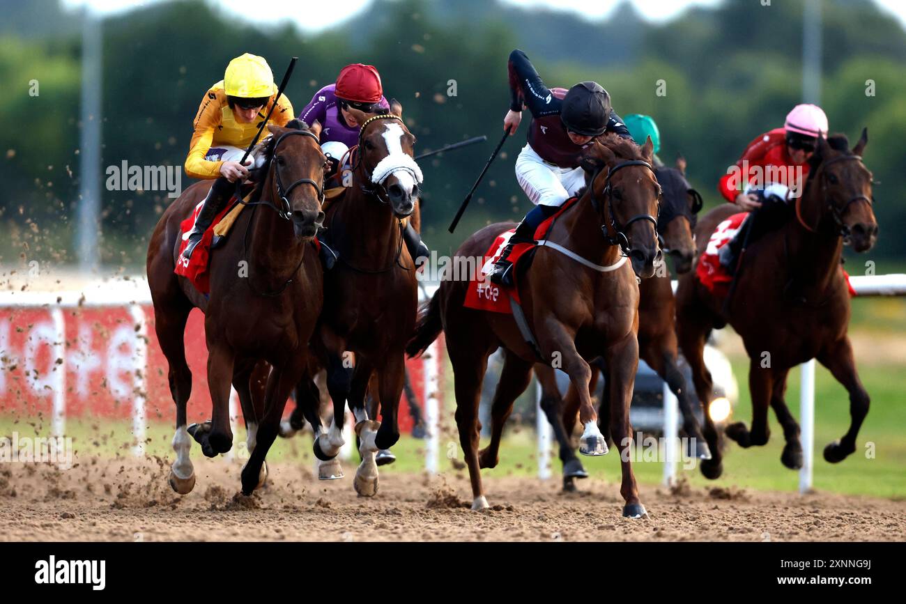 Willem Twee (left) ridden by Daniel Muscutt wins The Tote.co.uk Leonna ...