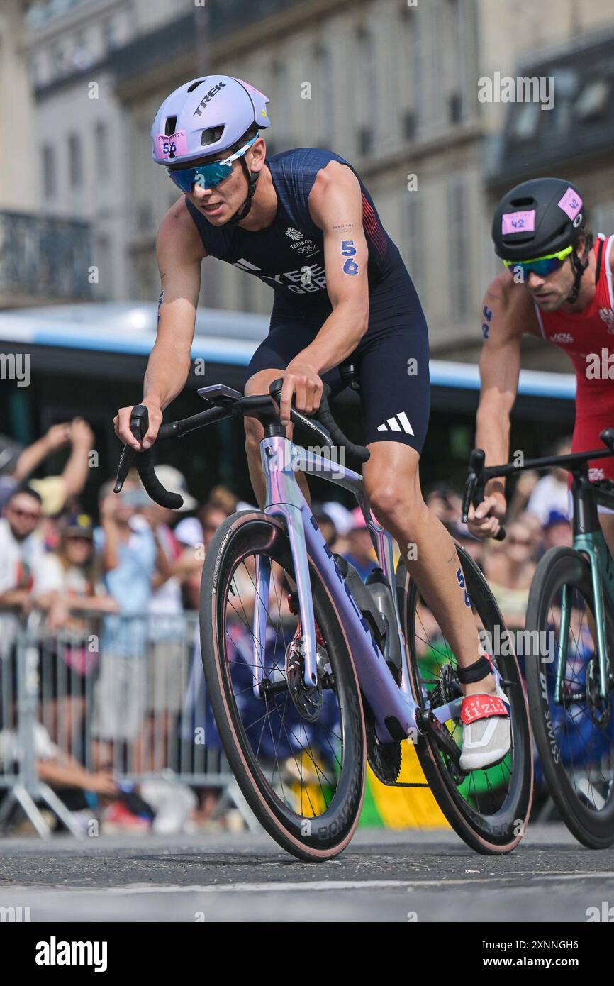 Alex Yee of Great Britain during the Olympic Triathlon Paris on July 31 ...