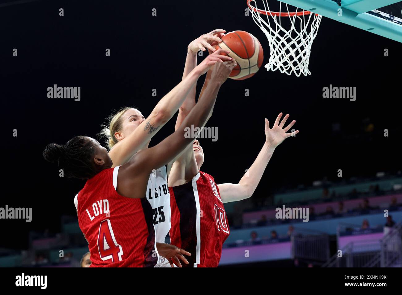 Lille, France. 01st Aug, 2024. USA's Jewell Loyd, Belgium's Becky ...