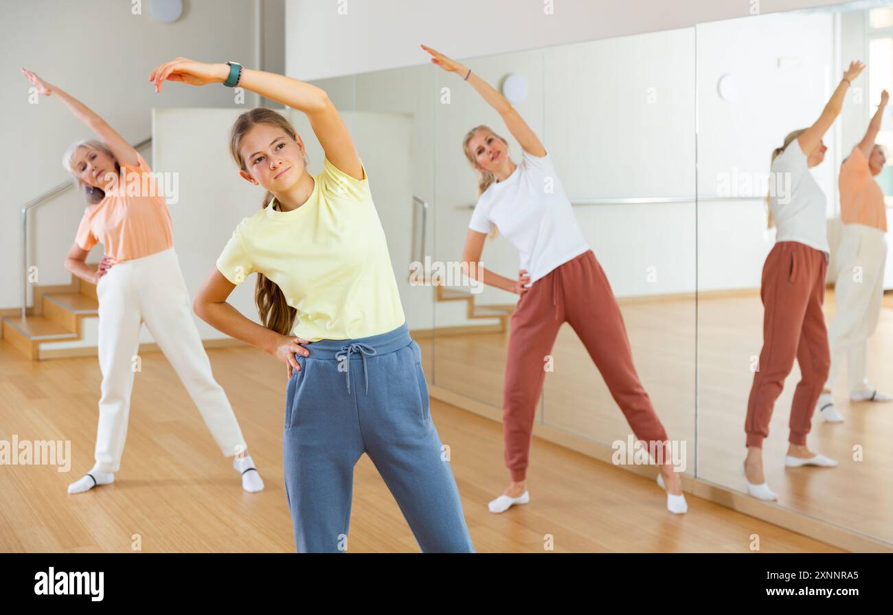 Group of women dancing modern dance Stock Photo - Alamy