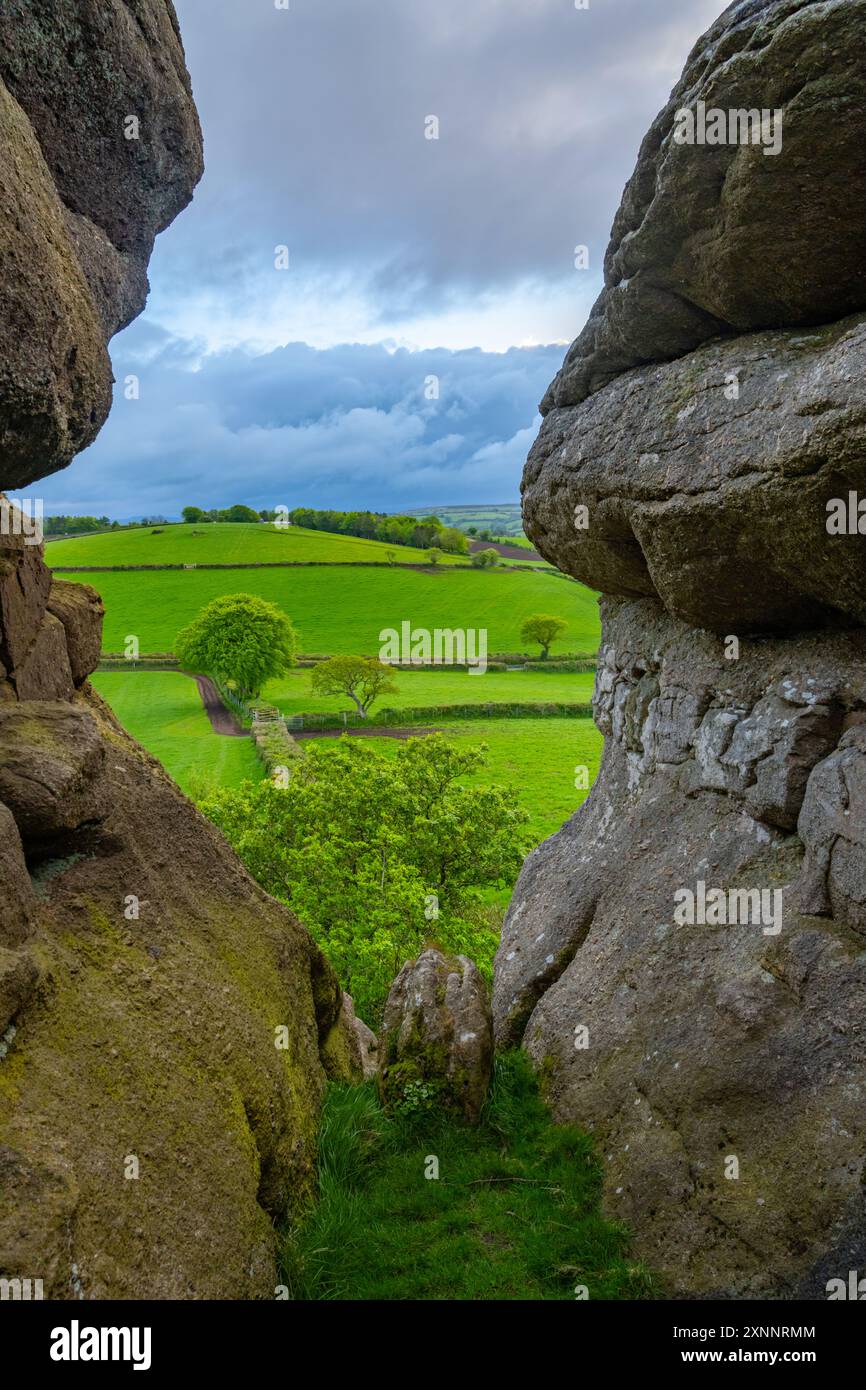 Dartmoor view dusk moorland rocks hi-res stock photography and images ...