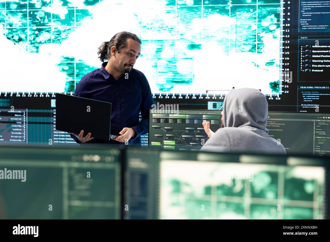 Advanced threat hi-res stock photography and images - Alamy