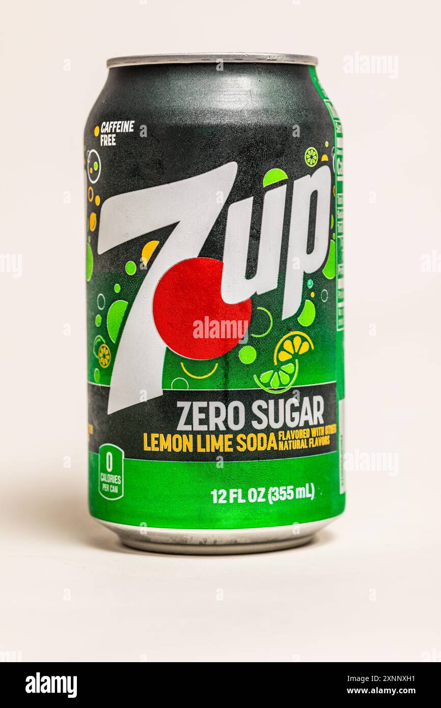 A festively colored zero sugar 7 up can Stock Photo - Alamy