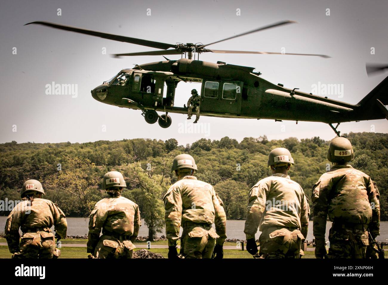 Soldiers with the 1st Assault Helicopter Battalion, 150th Aviation ...