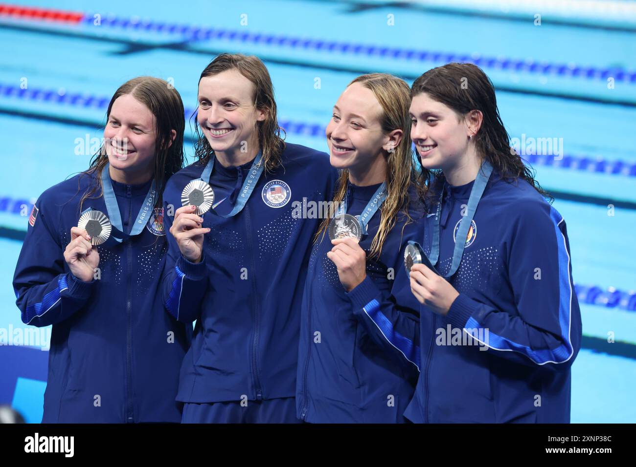 Paris, Ile de France, France. 1st Aug, 2024. Erin Gemmell (USA), Katie ...