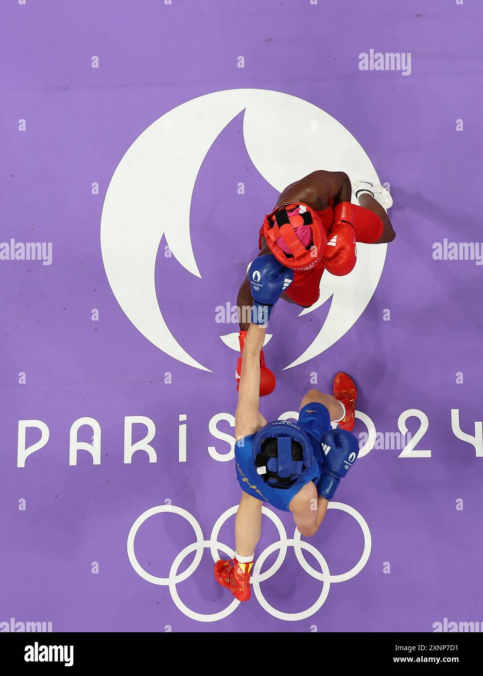 Paris, France. 1st Aug, 2024. Yang Liu (bottom) of China competes with ...