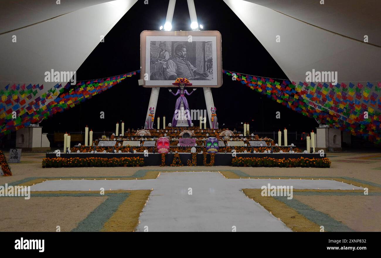 Catrina hi-res stock photography and images - Alamy