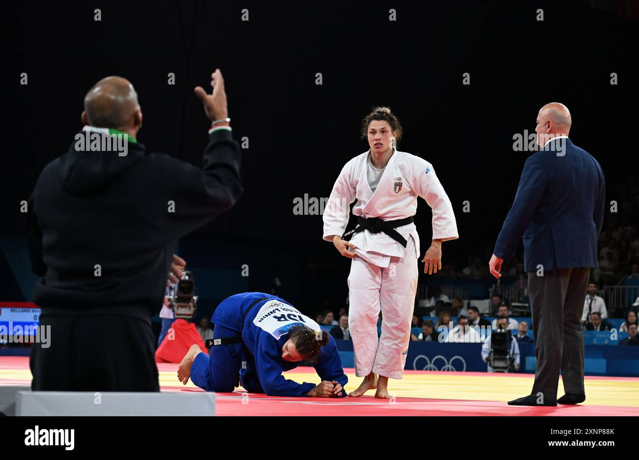 Paris, France. 1st Aug, 2024. Alice Bellandi (white) of Italy competes ...