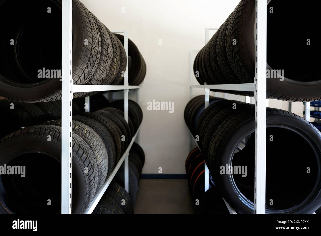 Group of tires hi-res stock photography and images - Alamy