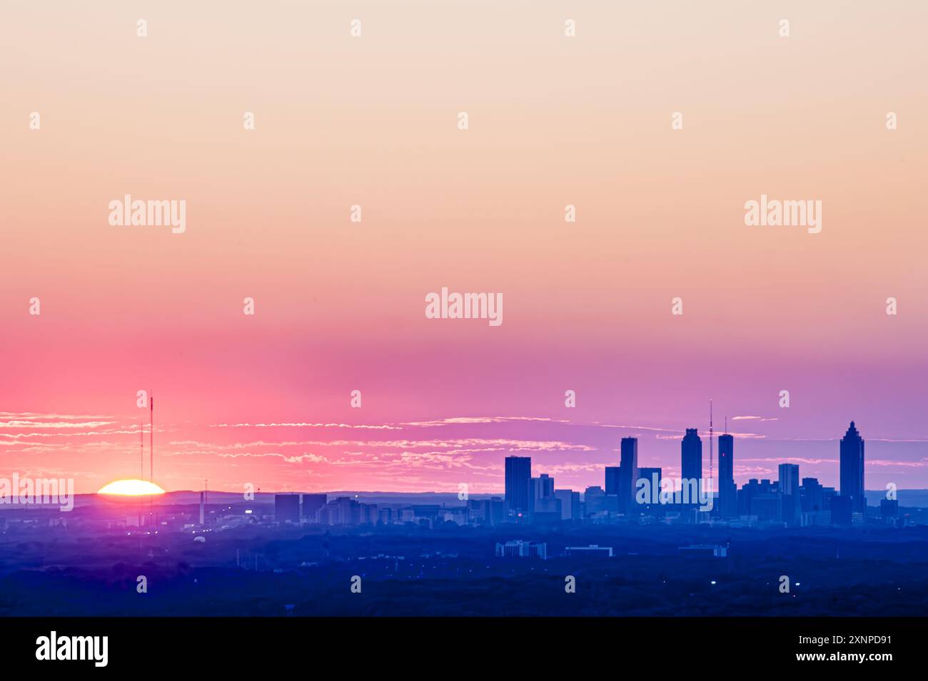 Atlanta, Georgia, city skyline at sunset. (USA Stock Photo - Alamy
