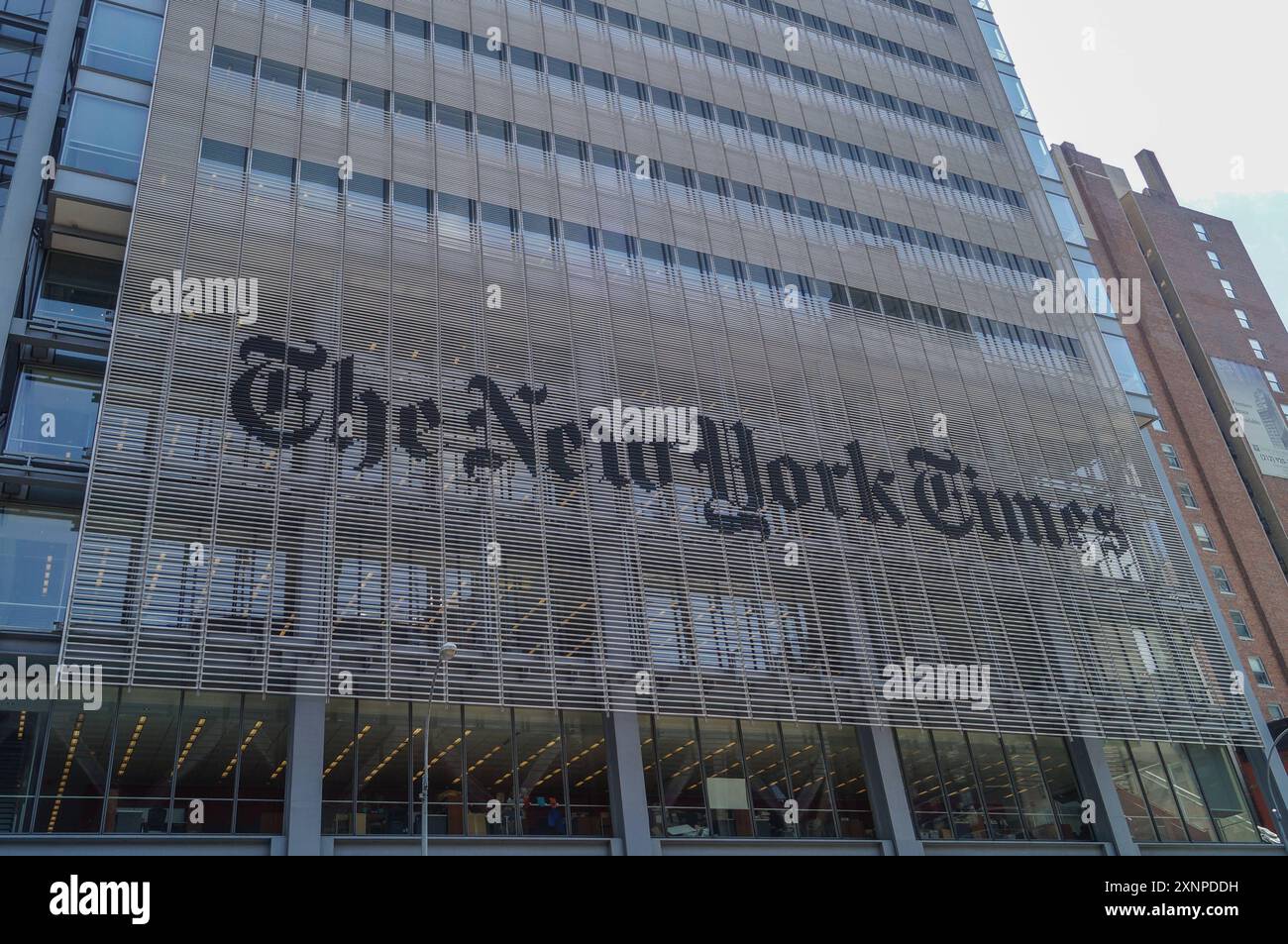 Symbolbild New York Times Gebäude, ikonisches Firmenlogo, moderne ...