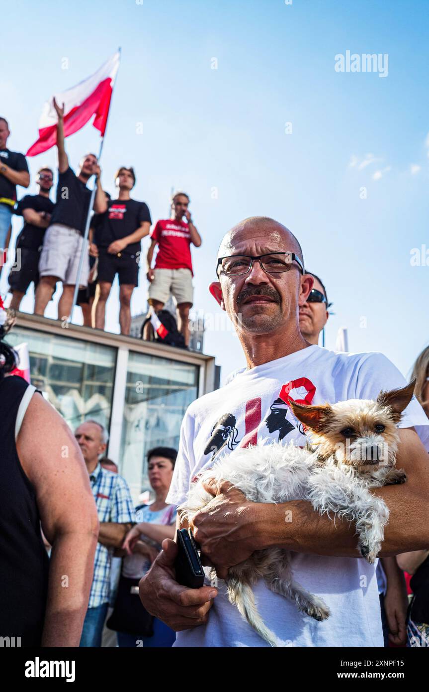 80th anniversary flag hi-res stock photography and images - Alamy