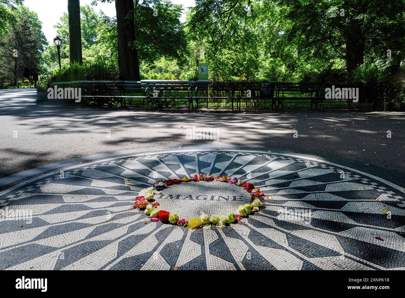 Central park sign history new york hi-res stock photography and images ...