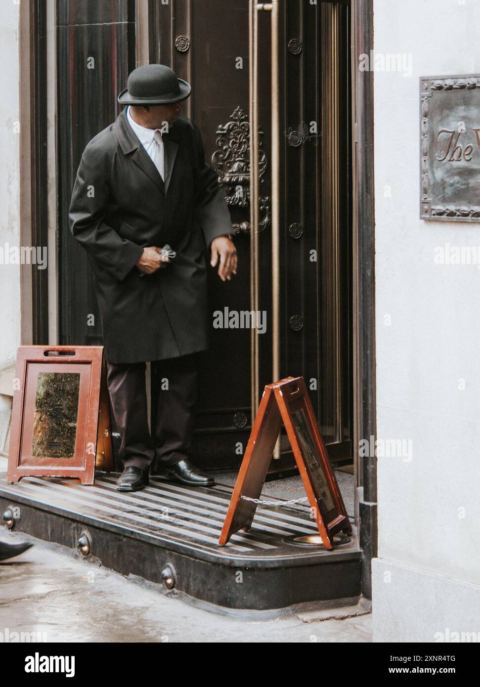 Urbanelegance hi-res stock photography and images - Alamy