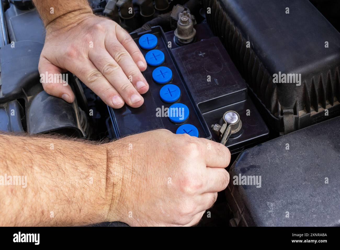 Connection to battery terminals hi-res stock photography and images - Alamy