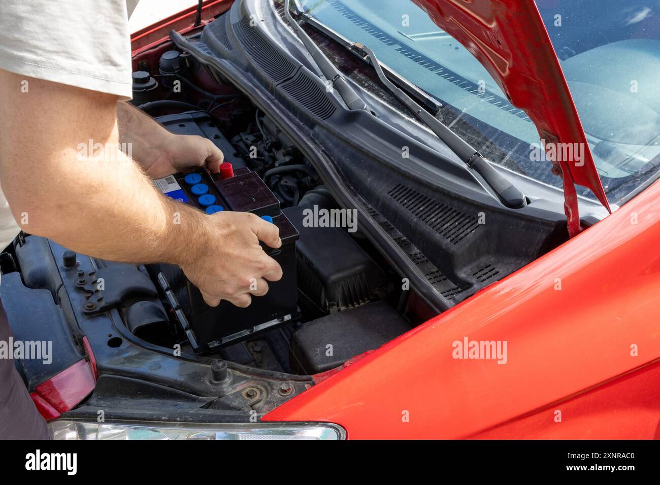 Installing battery electric car hi-res stock photography and images - Alamy