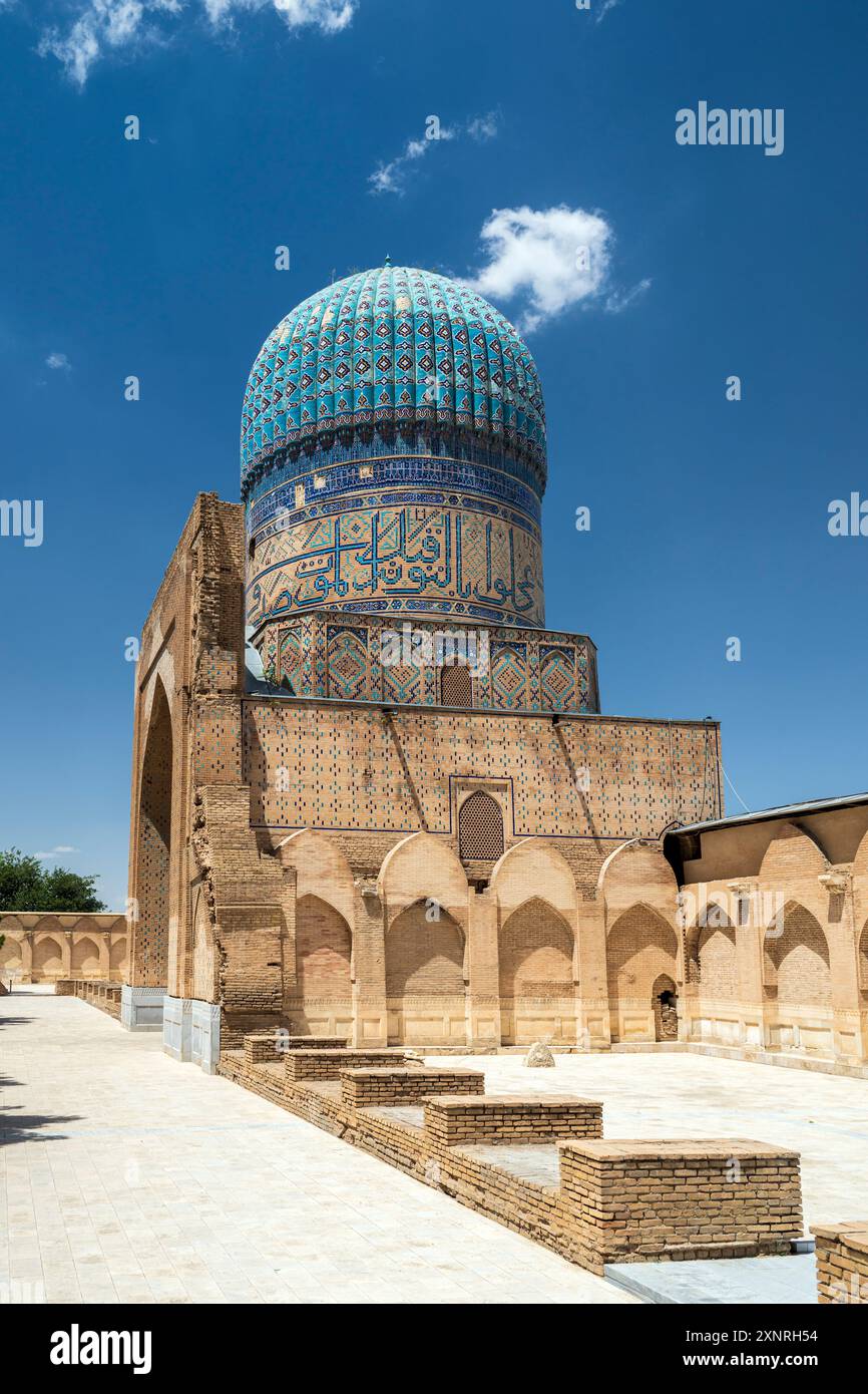 Bibi-Khanym Mosque, Samarkand, Uzbekistan Stock Photo - Alamy