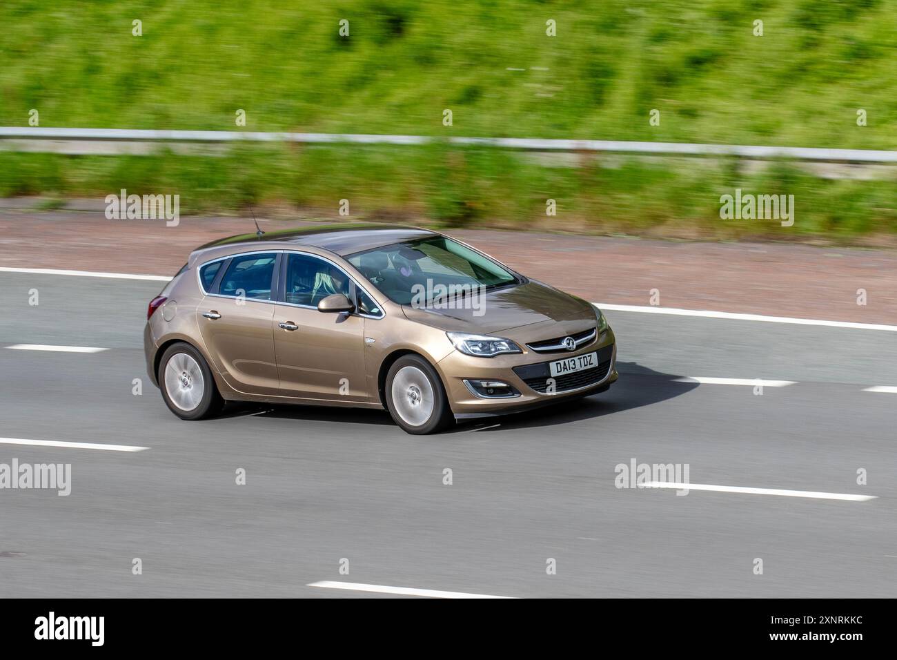 Vauxhall astra elite cars hi-res stock photography and images - Alamy