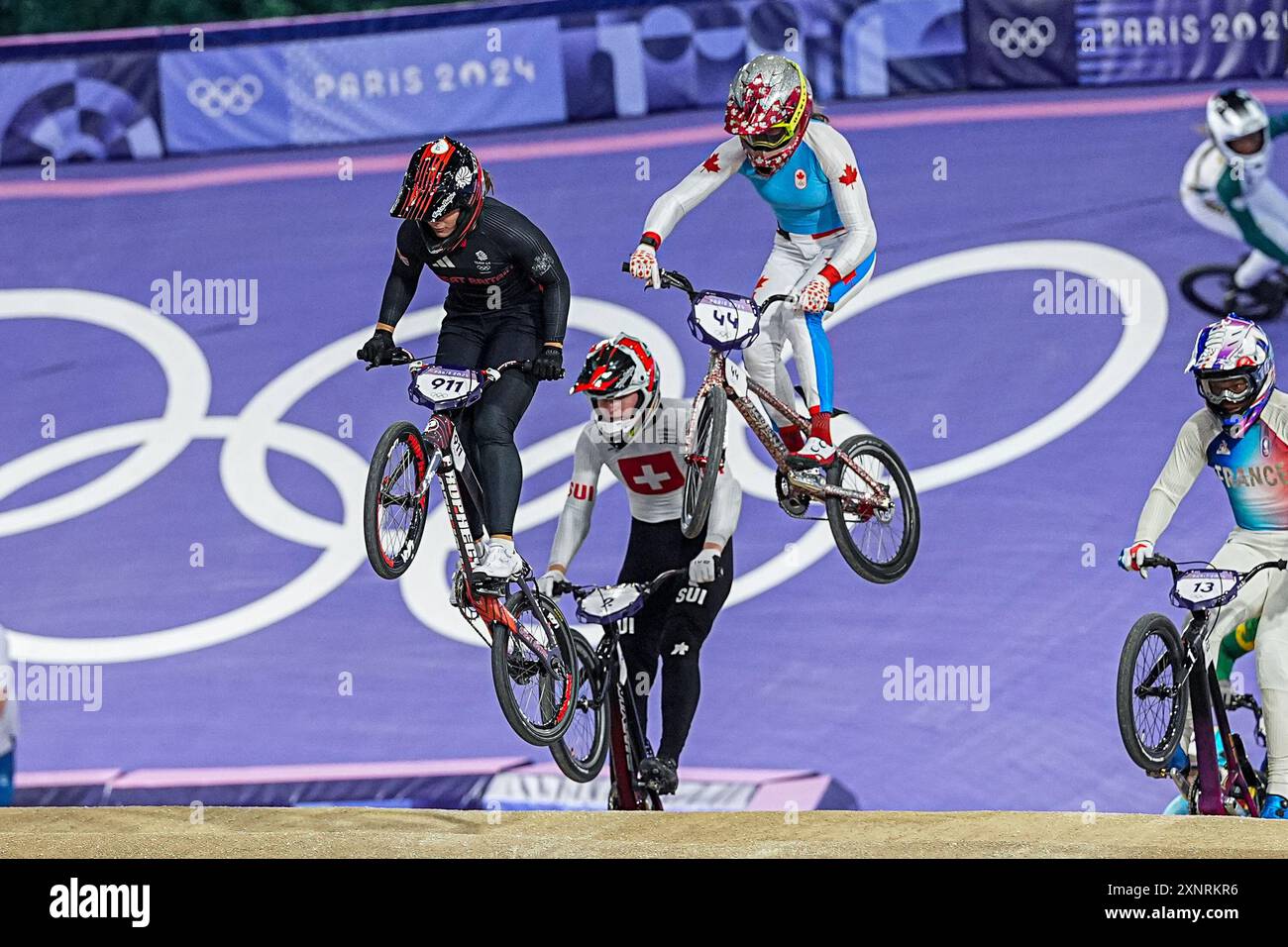 Canada cycling hi-res stock photography and images - Alamy