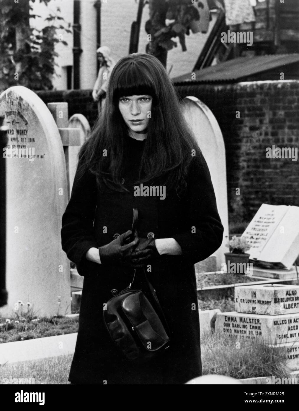 Secret ceremony 1968 hi-res stock photography and images - Alamy