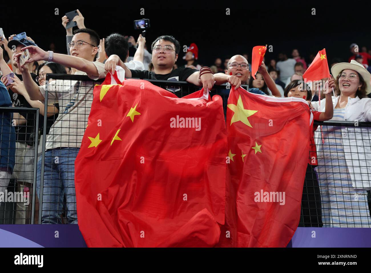 Paris, France. 2nd Aug, 2024. Spectators watch the women's doubles ...