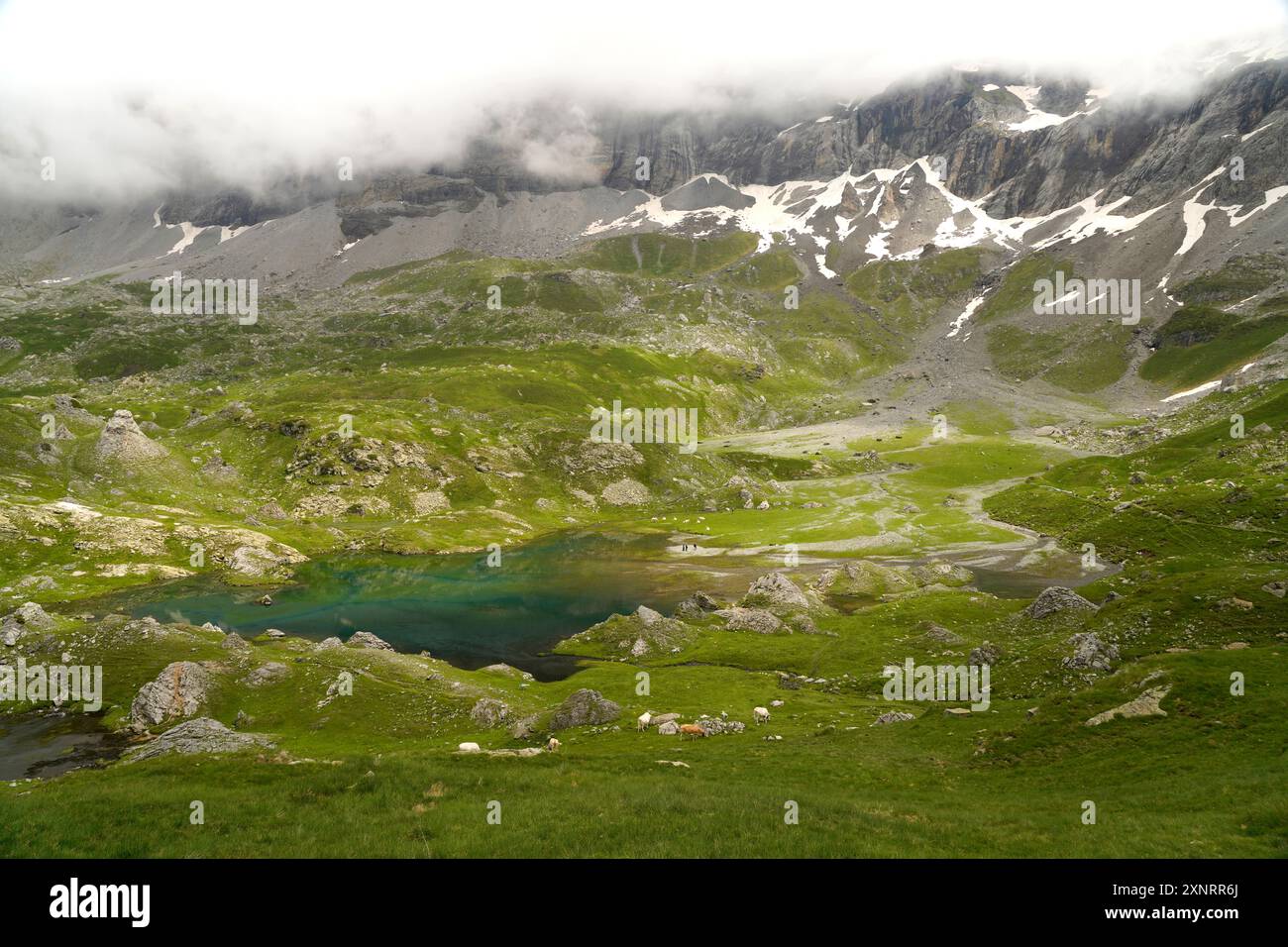 Lacs des aires hi-res stock photography and images - Alamy
