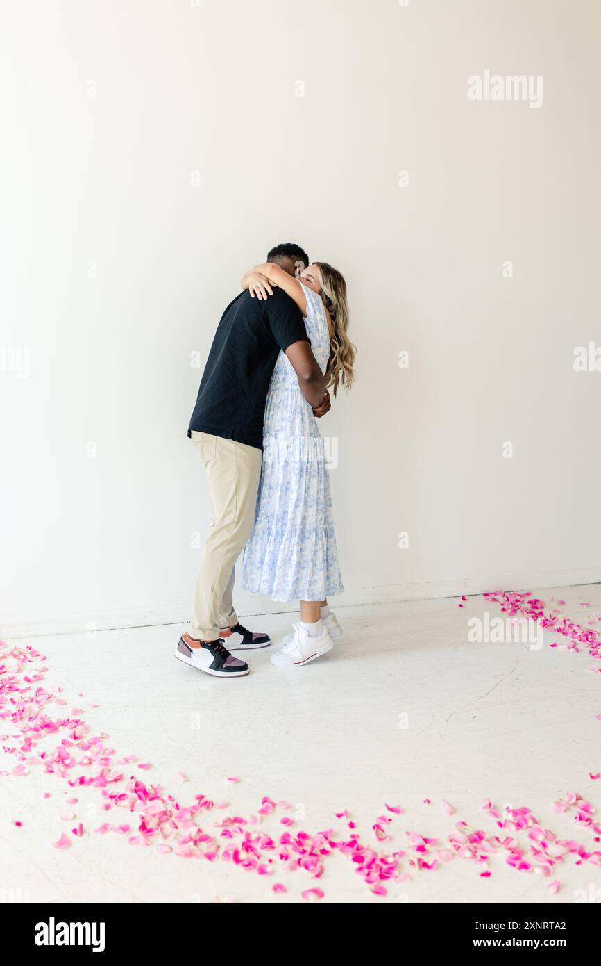 Flower hugging hi-res stock photography and images - Alamy