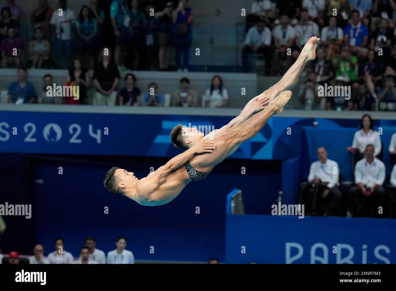 Mexico's Juan Manuel Celaya Hernandez and Osmar Olvera Ibarra compete ...